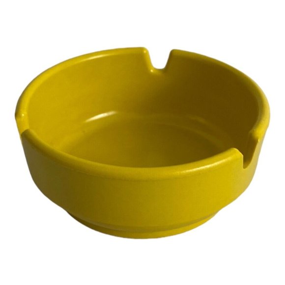 Other | Vintage Gesline 31 Plastic Ashtray Yellow Made In Usa 3 X 3 In ...